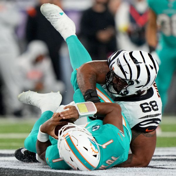 Tua in concussion protocol, no timeline for return - Win Gameday Tua in concussion protocol, no timeline for return - Win Gameday